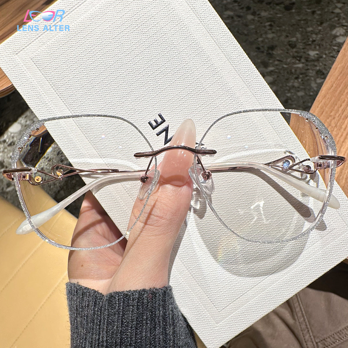 Cecily Rose Golden Rimless Eyeglasses For Women | LensAlter.com – Lensalter